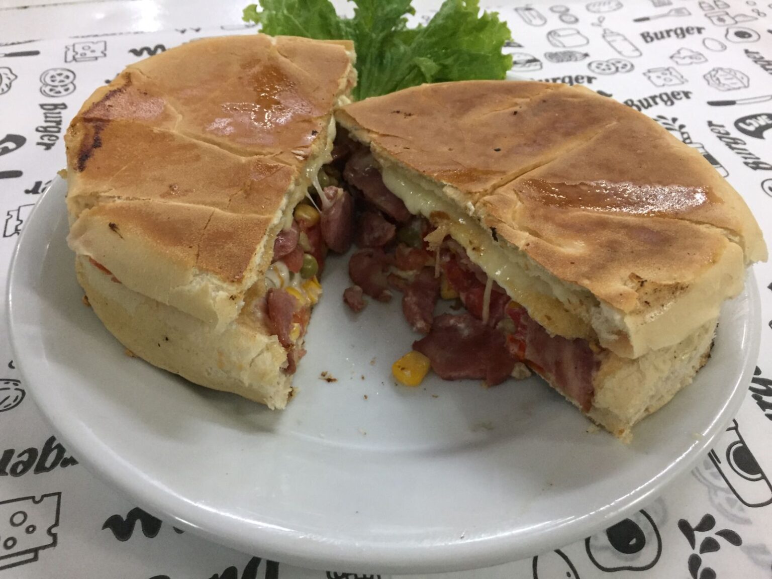 Xis Calabresa – Pinto Burguer